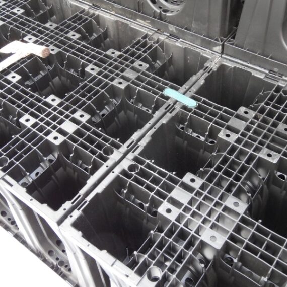 Een stevig en zuinig stormbekken voor de nieuwe parking van JOST in ...